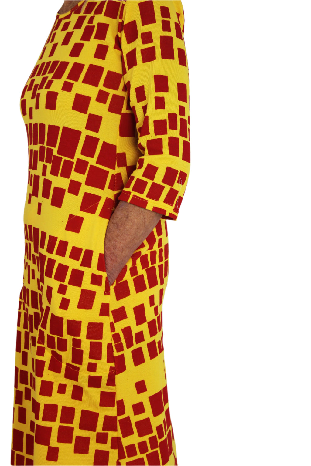 Red squares on yellow cotton jersey dress with 3/4 sleeves – NMBQ